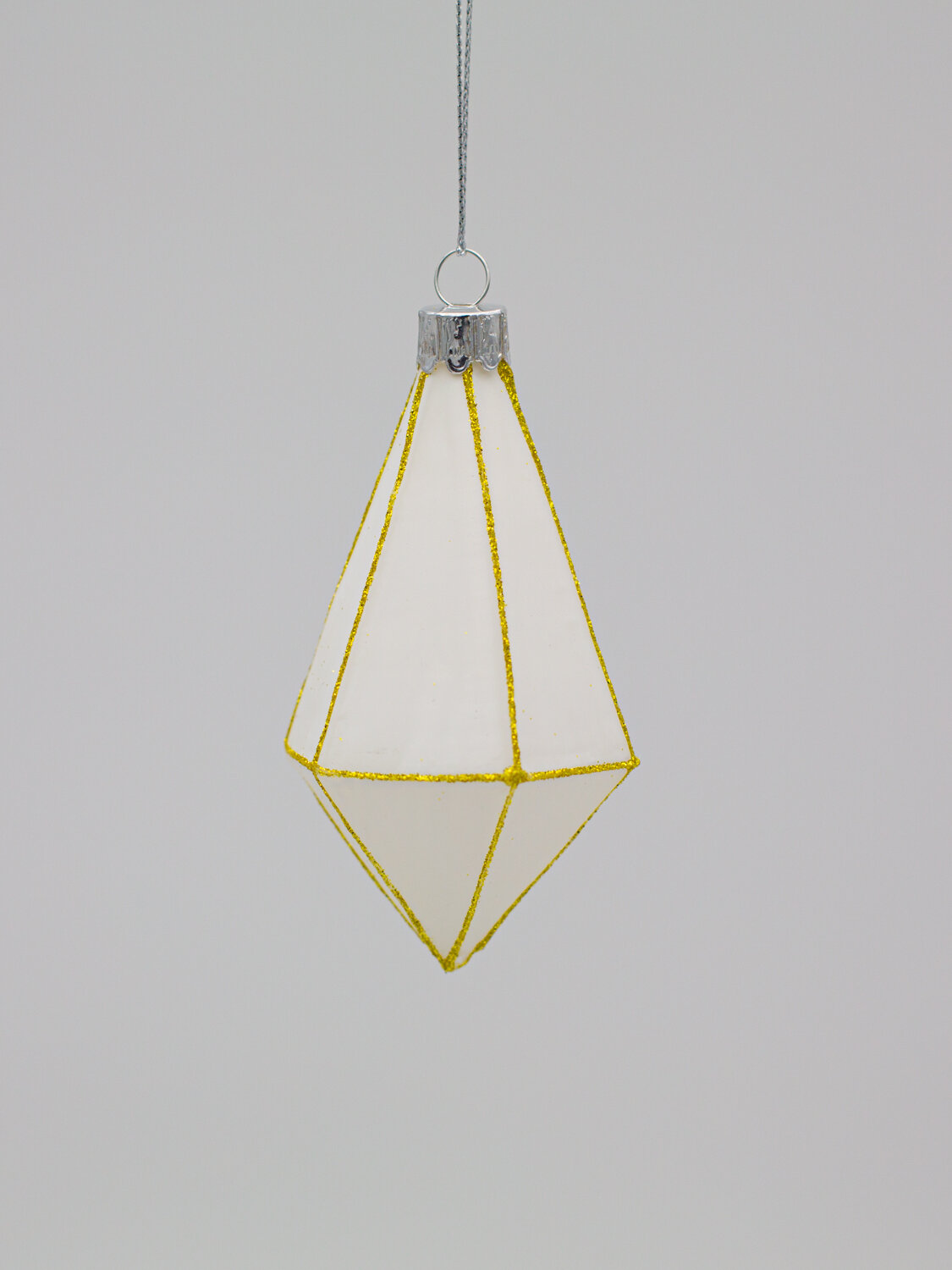 Елочное украшение Green Trees Новогодняя сосулька тетраэдр Geometry (белый)