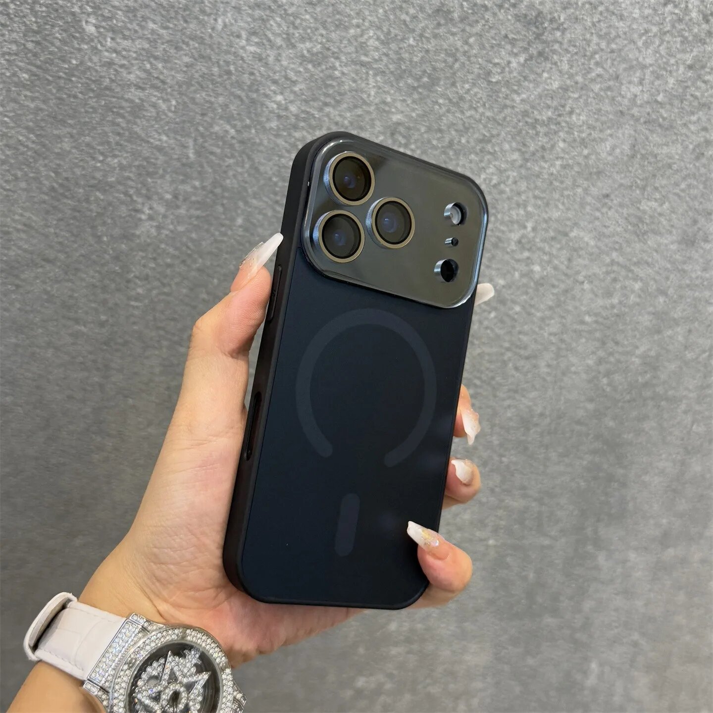 Черный чехол MagSafe для iPhone 17 Pro Max