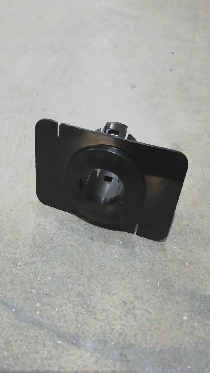 Кронштейн датчика левый Geely Coolray [1.5 12V 7AMT внедорожник] 6010091600