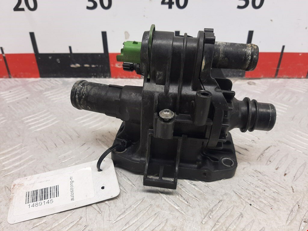 Корпус термостата Peugeot 307 1336X2 арт. 1489145