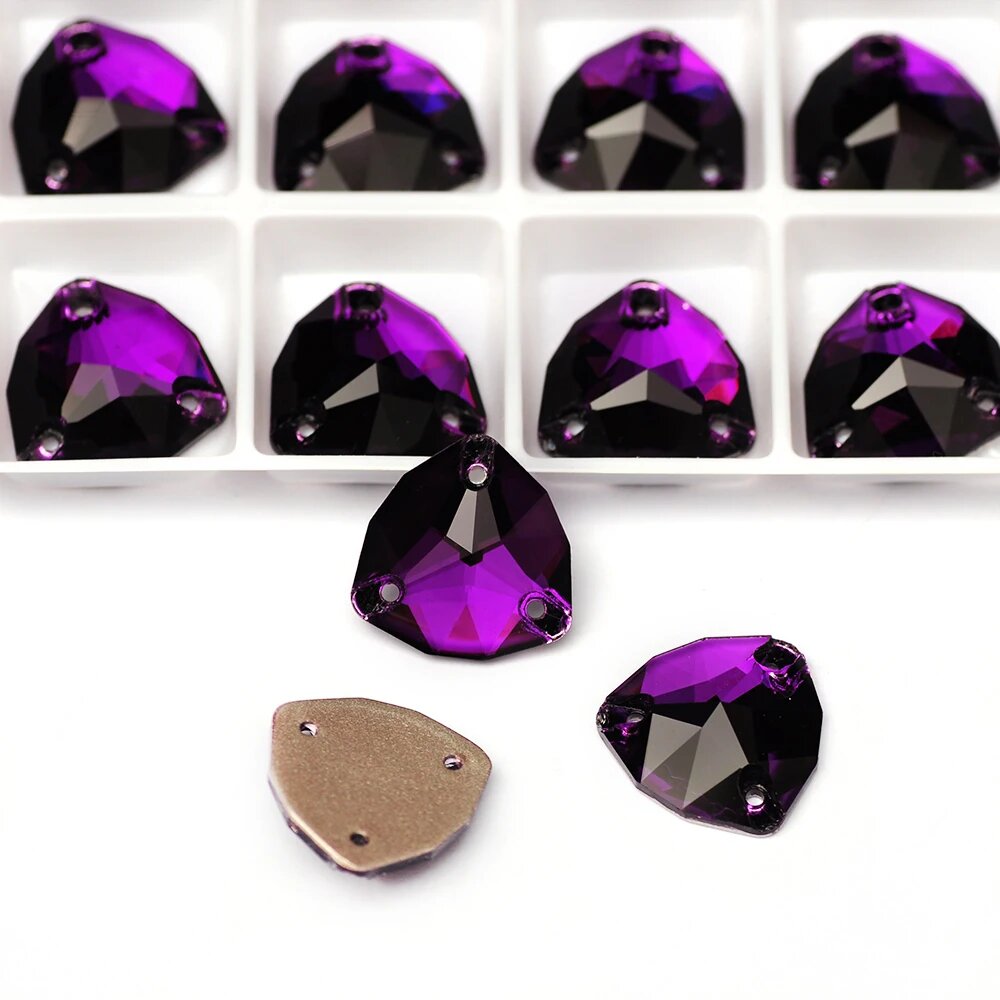 Стразы CTPA3bI кристалл треугольные для декора Фиолетовый, 12mm 24pcs, Purple Voilet