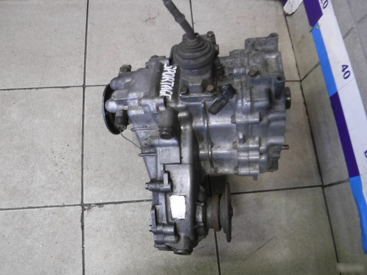 Коробка раздаточная Kia Sportage I (1993—2006) 0K01117700A