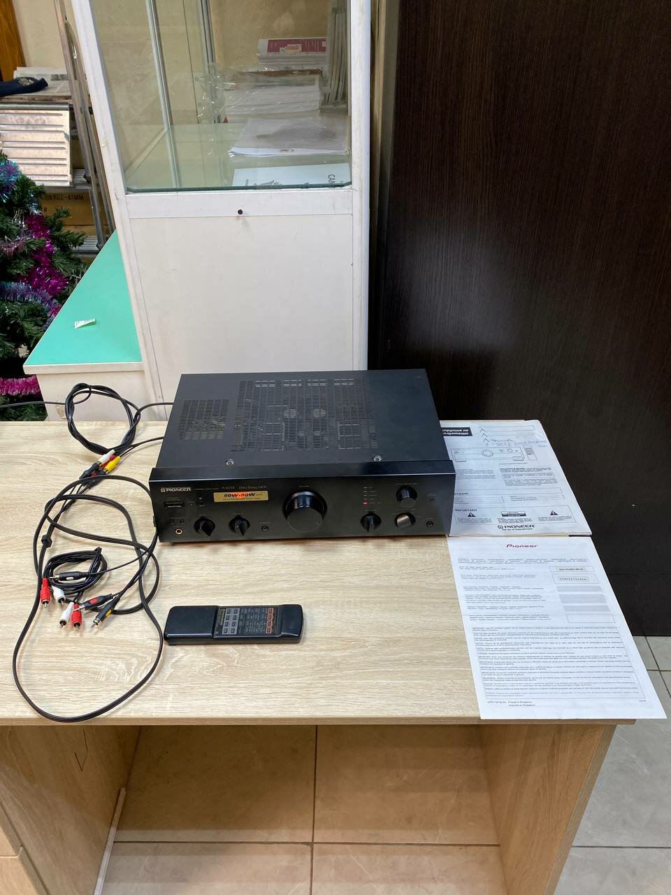 Усилитель Pioneer A-405R интегральный стерео, Япония 1996г с пультом, с Инструкцией!