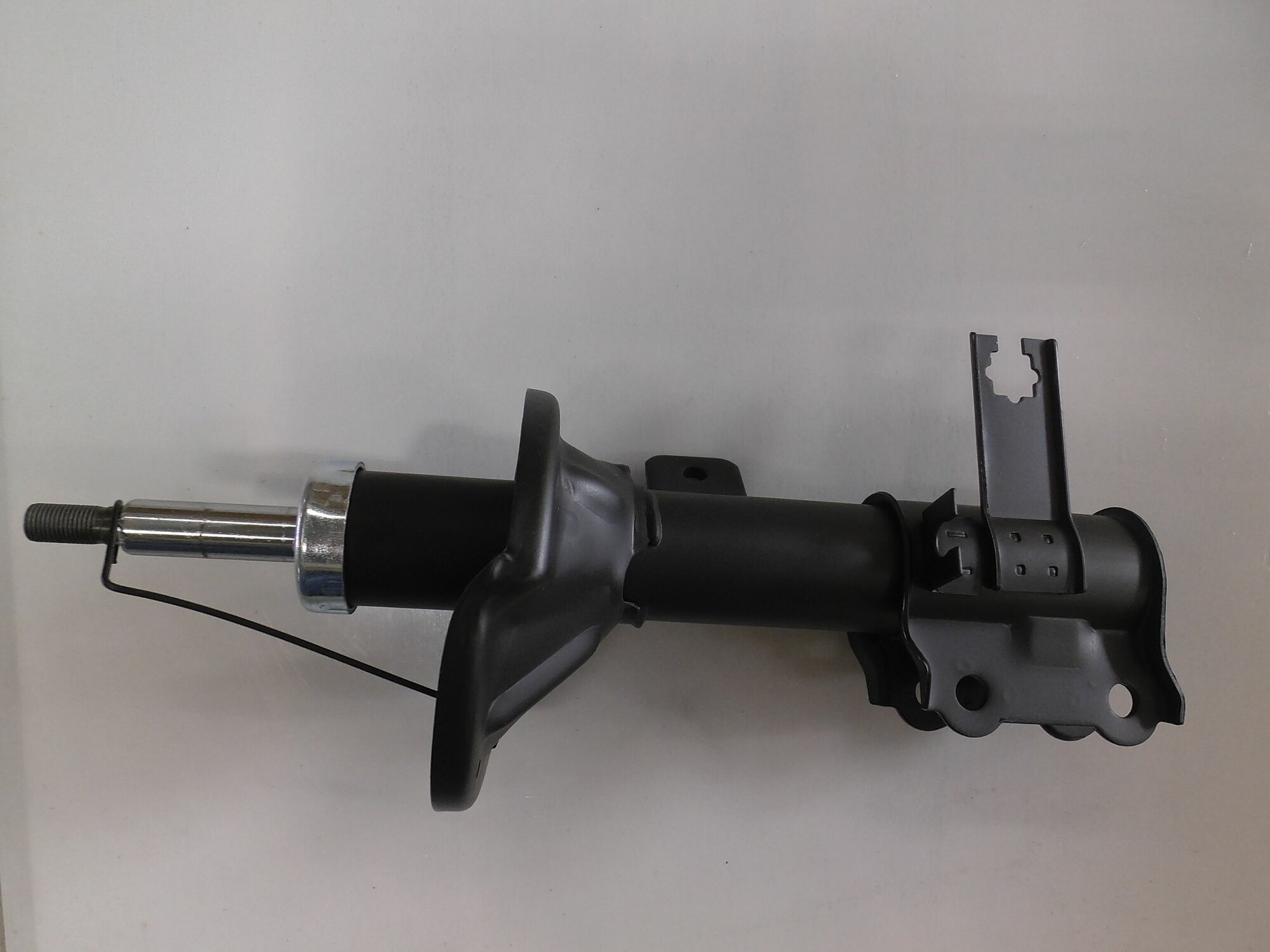 Амортизатор передний правый Geely OTAKA (1400518180)