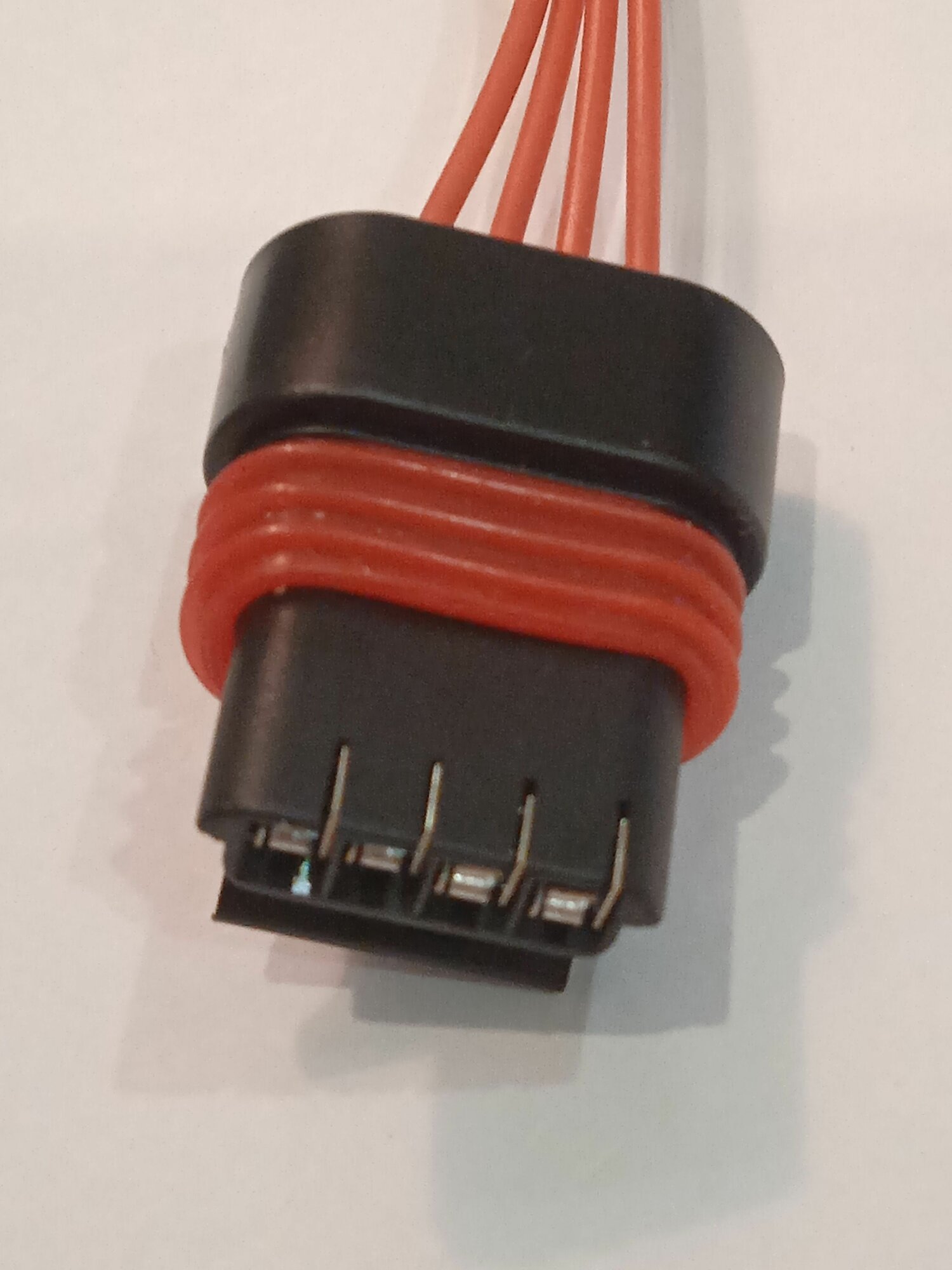 Разъём/ колодка датчика холостого хода с проводами. 1 шт