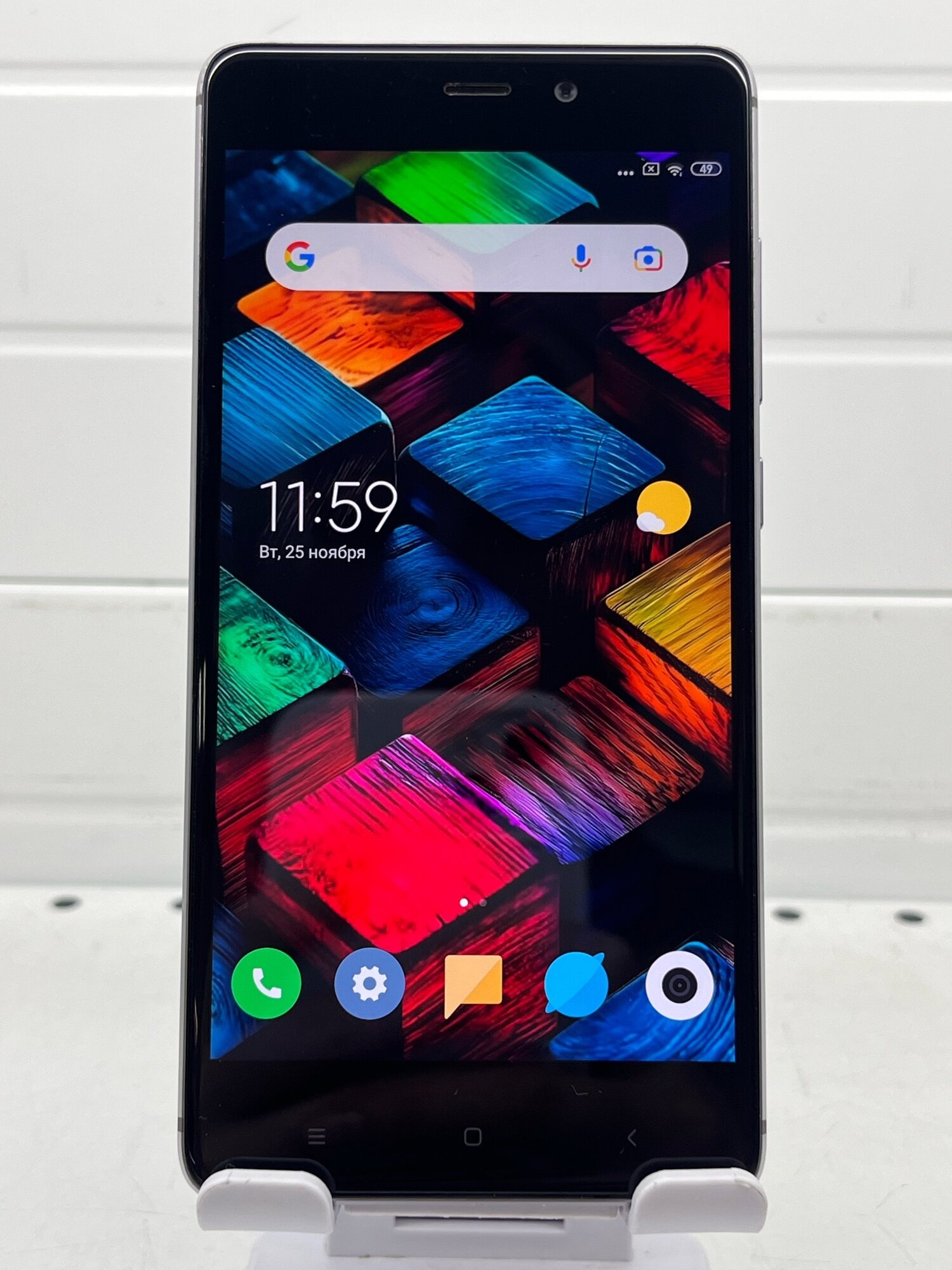 Смартфон Xiaomi Redmi 4 Pro, 3/32 ГБ, Камера 13 МП, Аккумулятор 4100 мАч, Android 6.0, 2 nano SIM, 4G LTE, серебристый