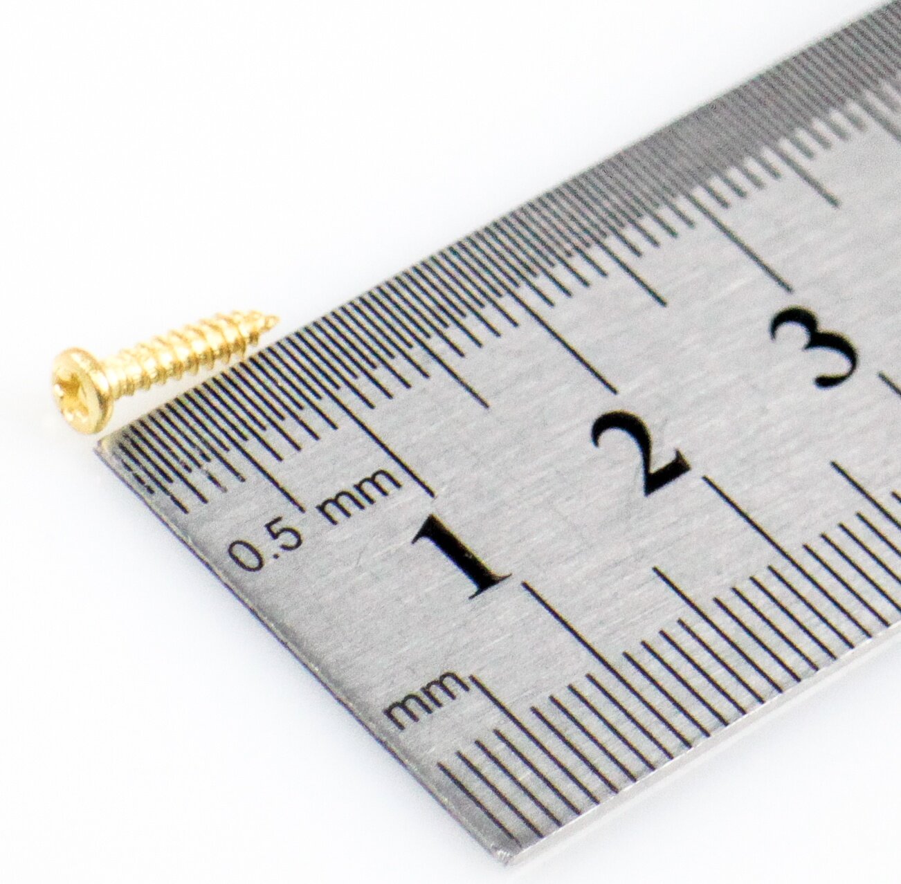 Musiclily MX0180, cаморез для колков или крышки анкера (2.5x9mm), позолота