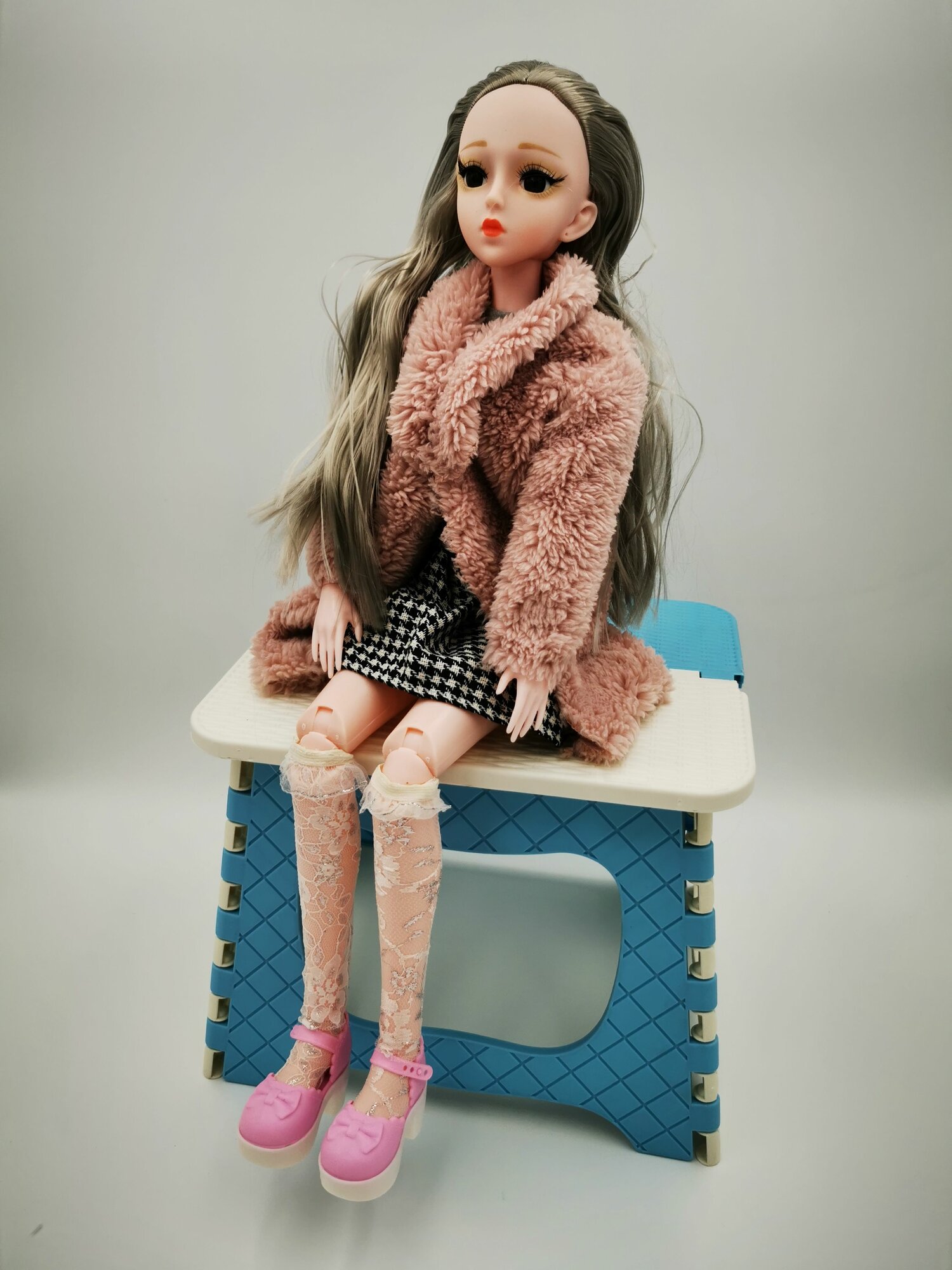 Кукла Sandy (60см) в подарочной упаковке (синий)