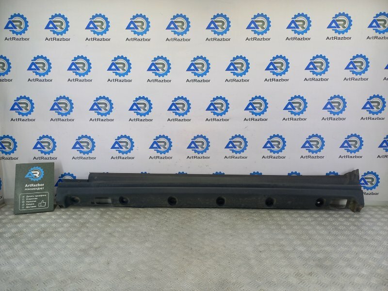 Б/У Накладка порога (наружная) левая Land Rover Range Rover L322 / Ленд Ровер Рэндж Ровер L322 4.4 M62B44 (448S262) 286 Л.С 2003