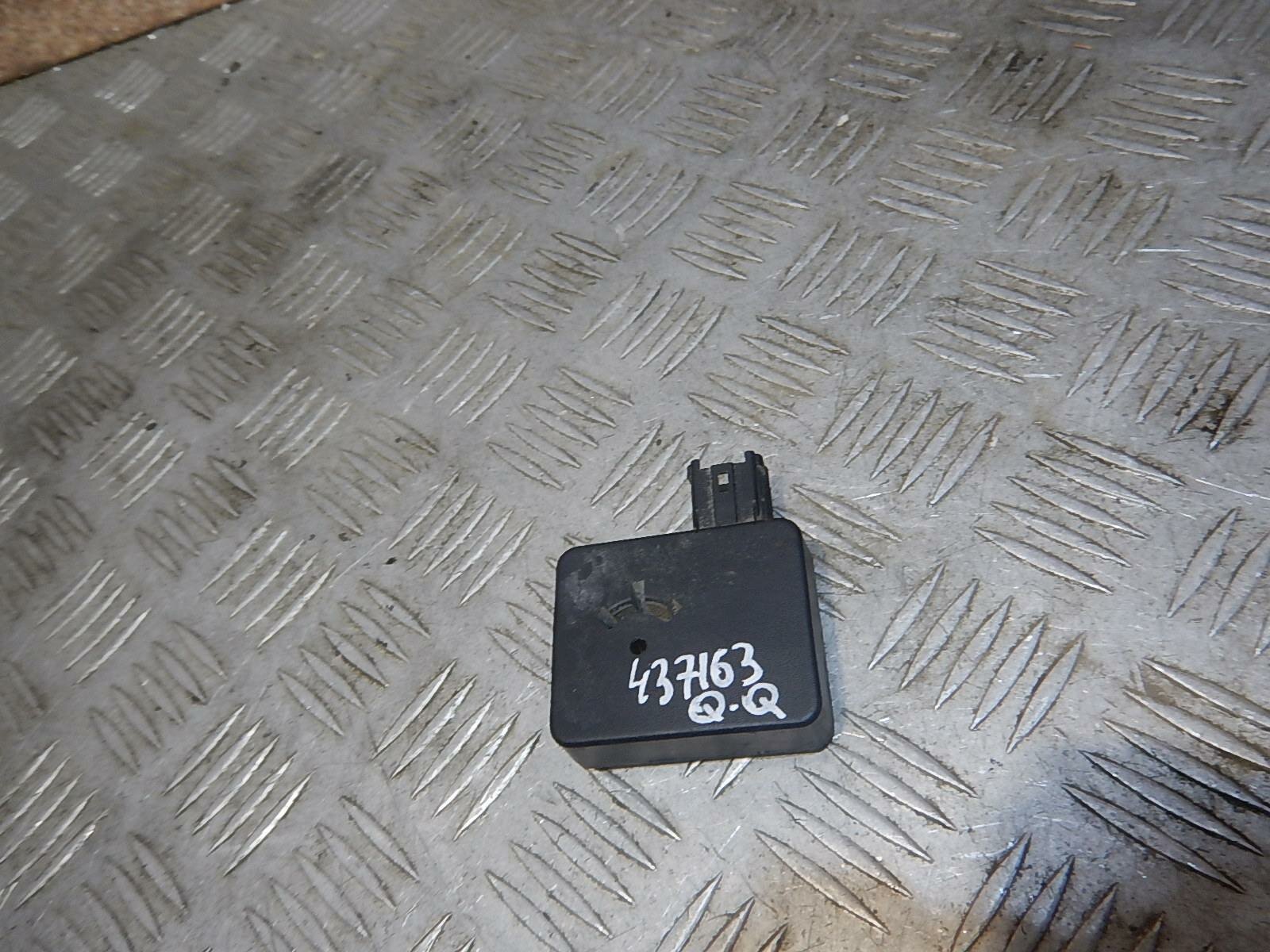 Б/У Блок электронный, Nissan (Ниссан)-QUASHQAI (07-) NISSAN QUASHQAI (07-) сигнал открытых дверей Без видимых повреждений...