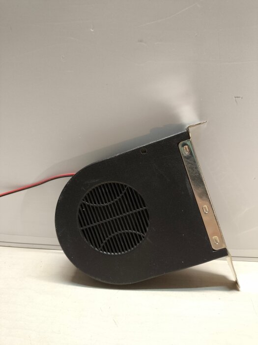 Турбинный вентилятор YL Cooler PC-A01 DC 12V 0.23A molex мама папа