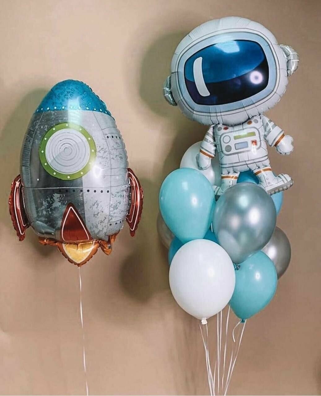 Гелиевые шары на день космонавтики / Шар ракета и космонавт