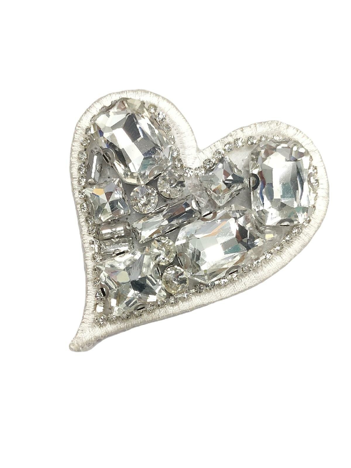 Нашивки в виде сердца, аппликация из страз, аппликация в виде сердца, аппликации