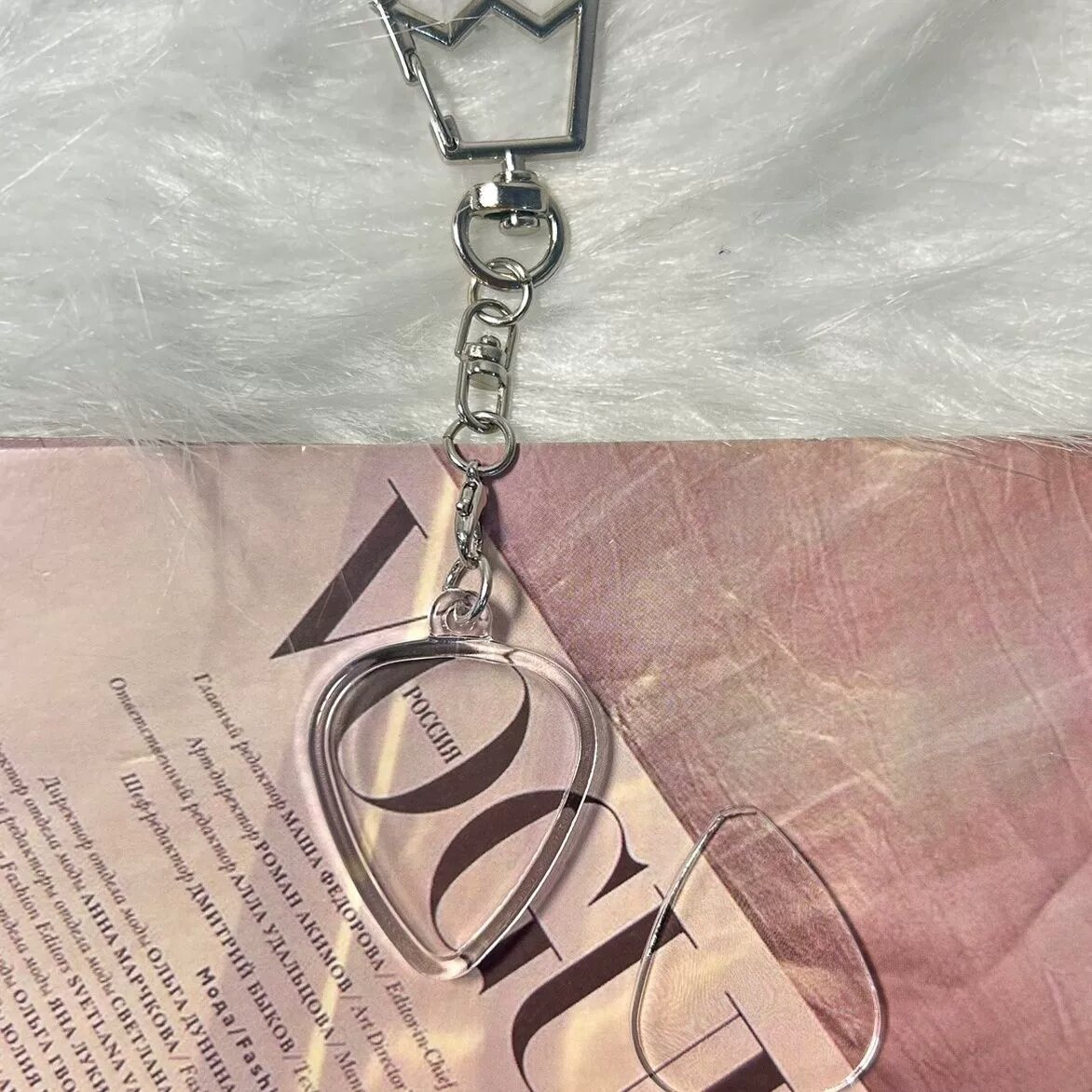 Коробка Taobao "Сердце с короной", для гитарных пиков, форма сердца