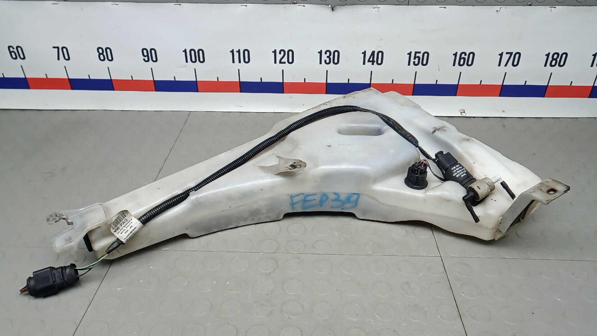 Бачок омывателя VOLKSWAGEN TOUAREG 7L