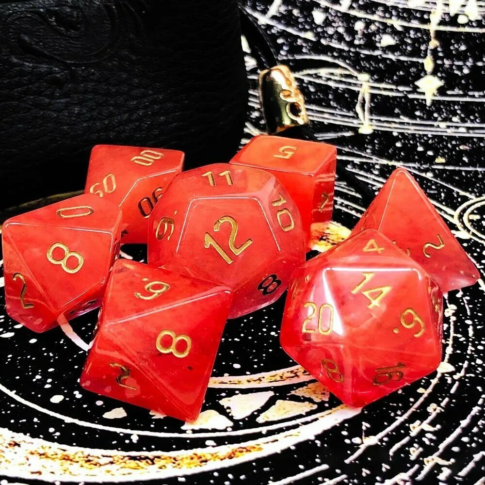 Baldur's Gate 3 DnD кости - игральные кости "Подземелья и драконы" из натурального драгоценного камня, 7 штук, арбузный турмалин.