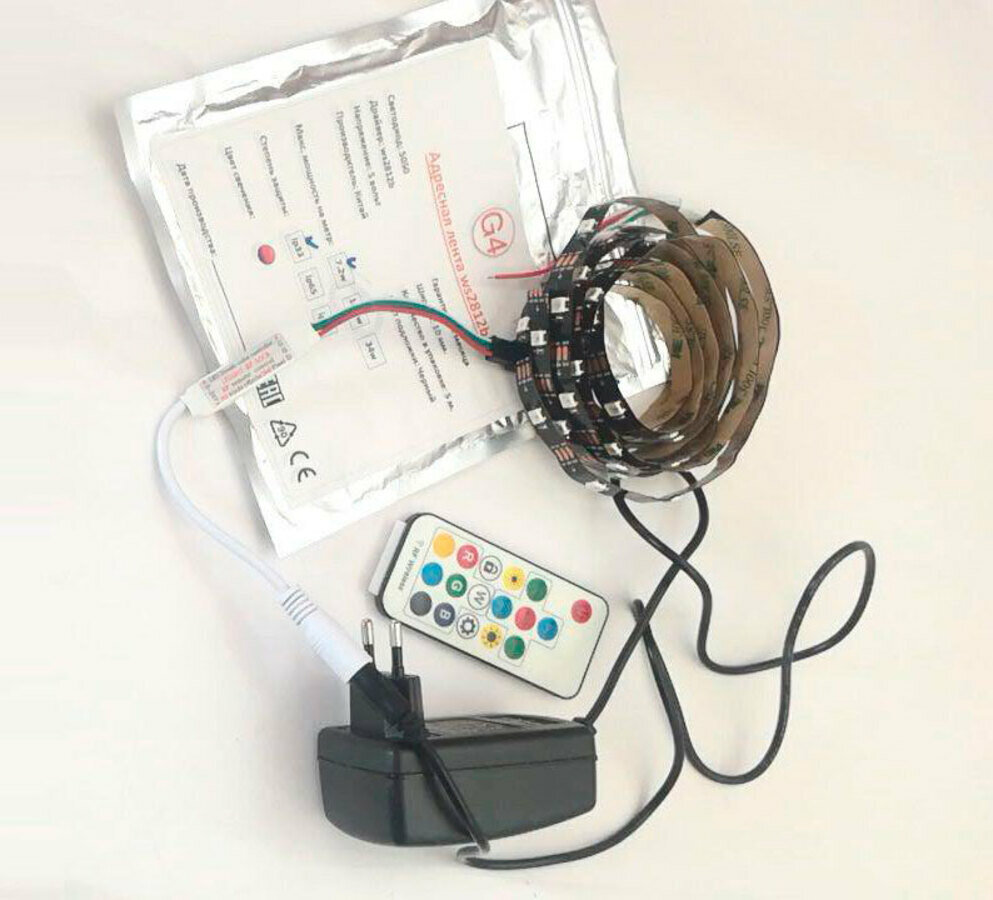 Комплект адресной ленты Бегущий огонь ws2812b 30led/м с пультом SP104e ip33 1 метр Giant4