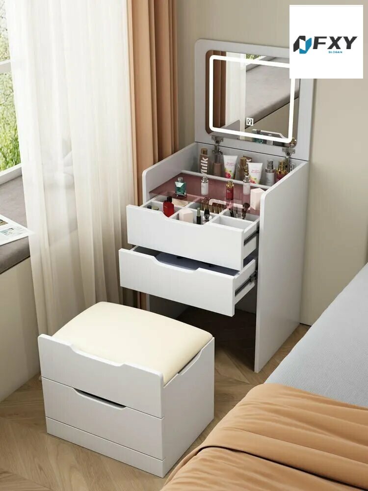 Эксклюзивный гримерный стол 80 на 48 смЭксклюзивный гримерный стол 80 на 48 см