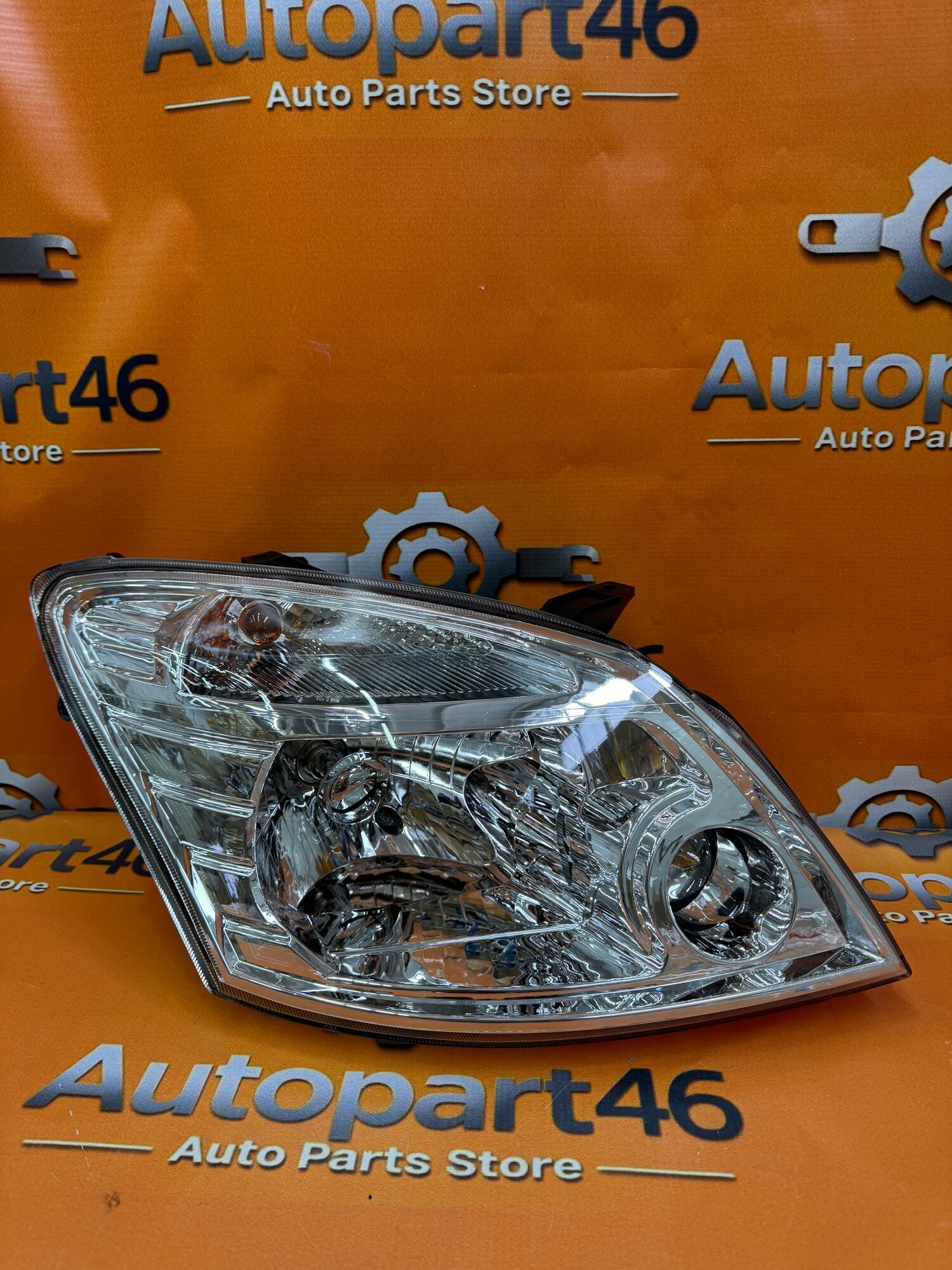 Фара передняя правая Ховер аш2 Great Wall Hover H2