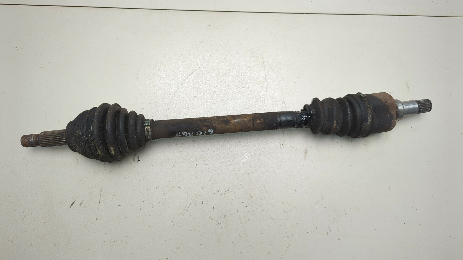 Полуось (вал, шрус) левая передняя Ford Focus 1 Б/У