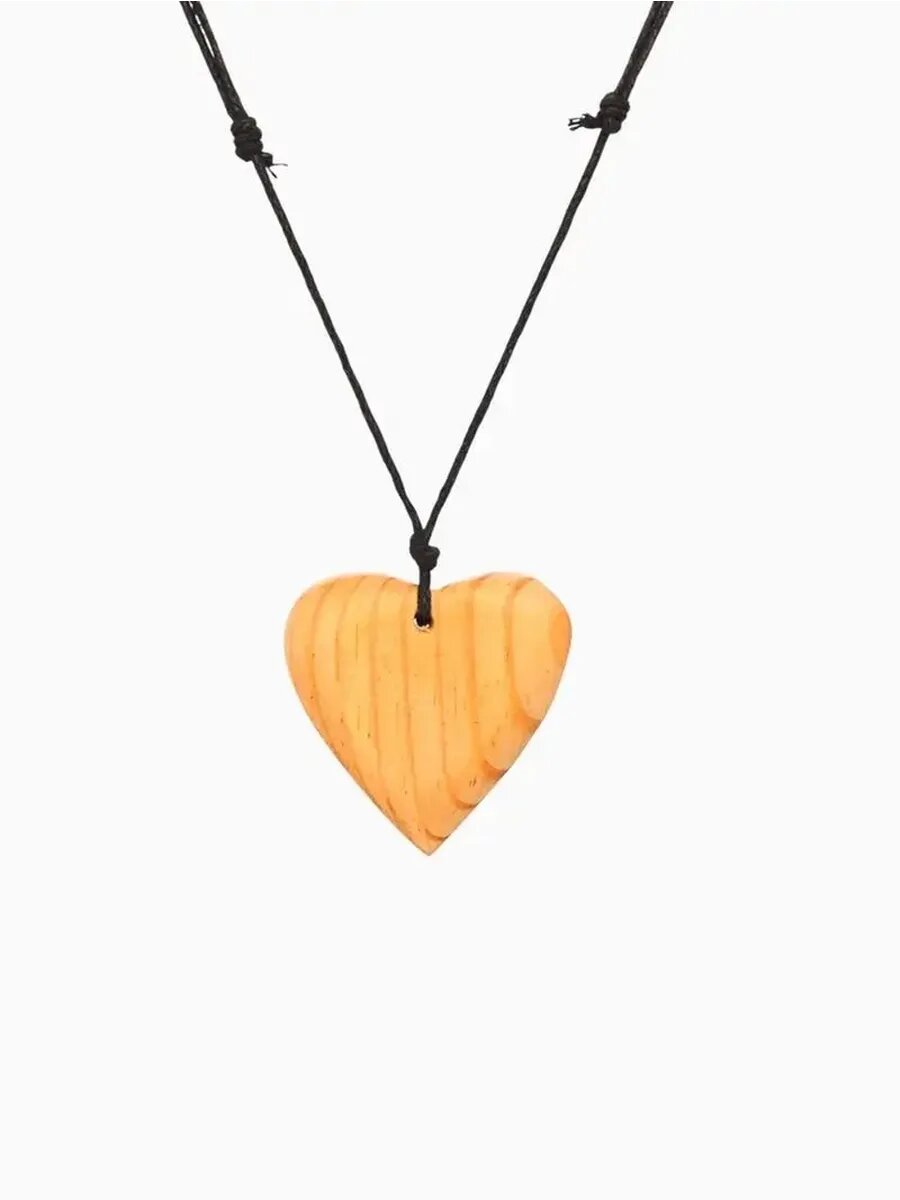 Элегантное деревянное украшение в виде сердца