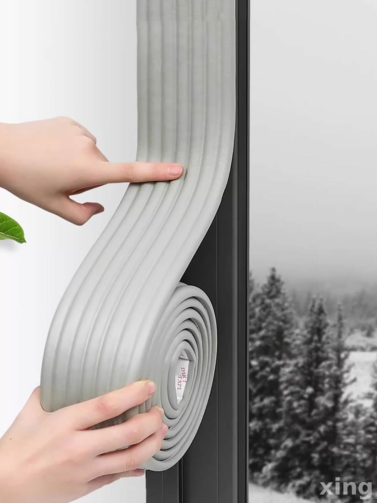 Морозостойкая ветрозащитная лента для окон, обеспечивающая премиум защиту от шума и атмосферных воздействий