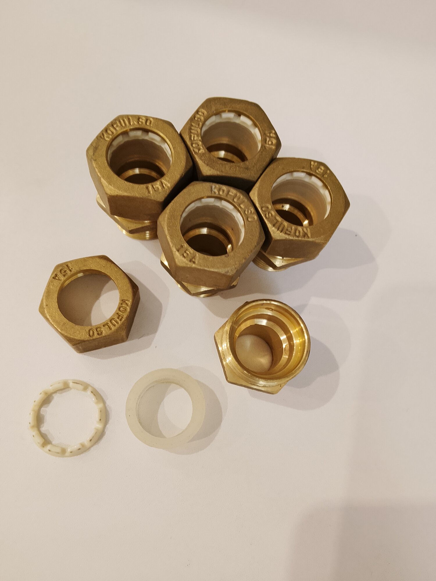 Муфта переходная KOFULSO, латунь, диметр 15А на 1/2, наружная резьба, в комплекте 5 штук