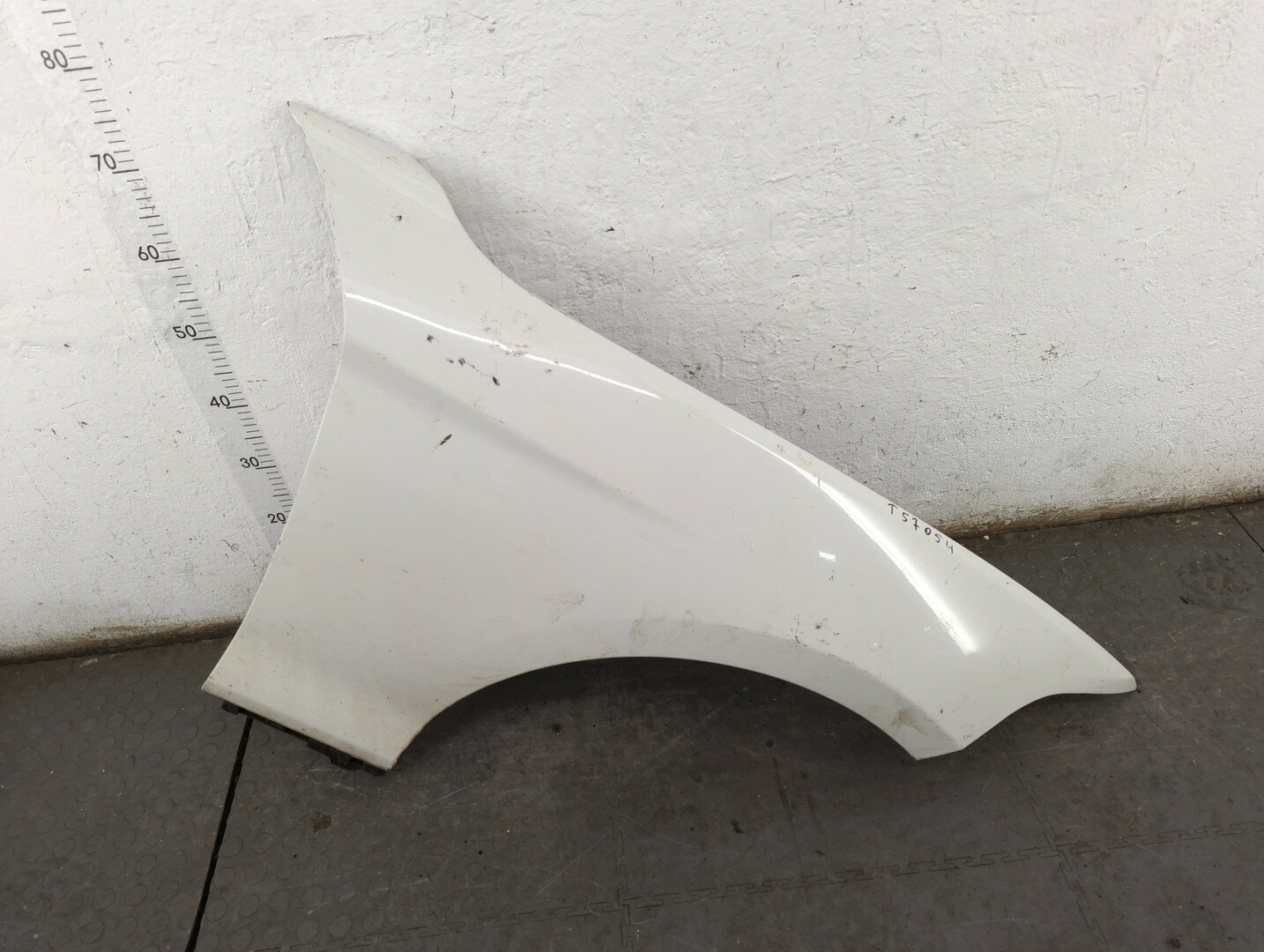 Крыло правое переднее BMW 1 F20, F21 Б/У