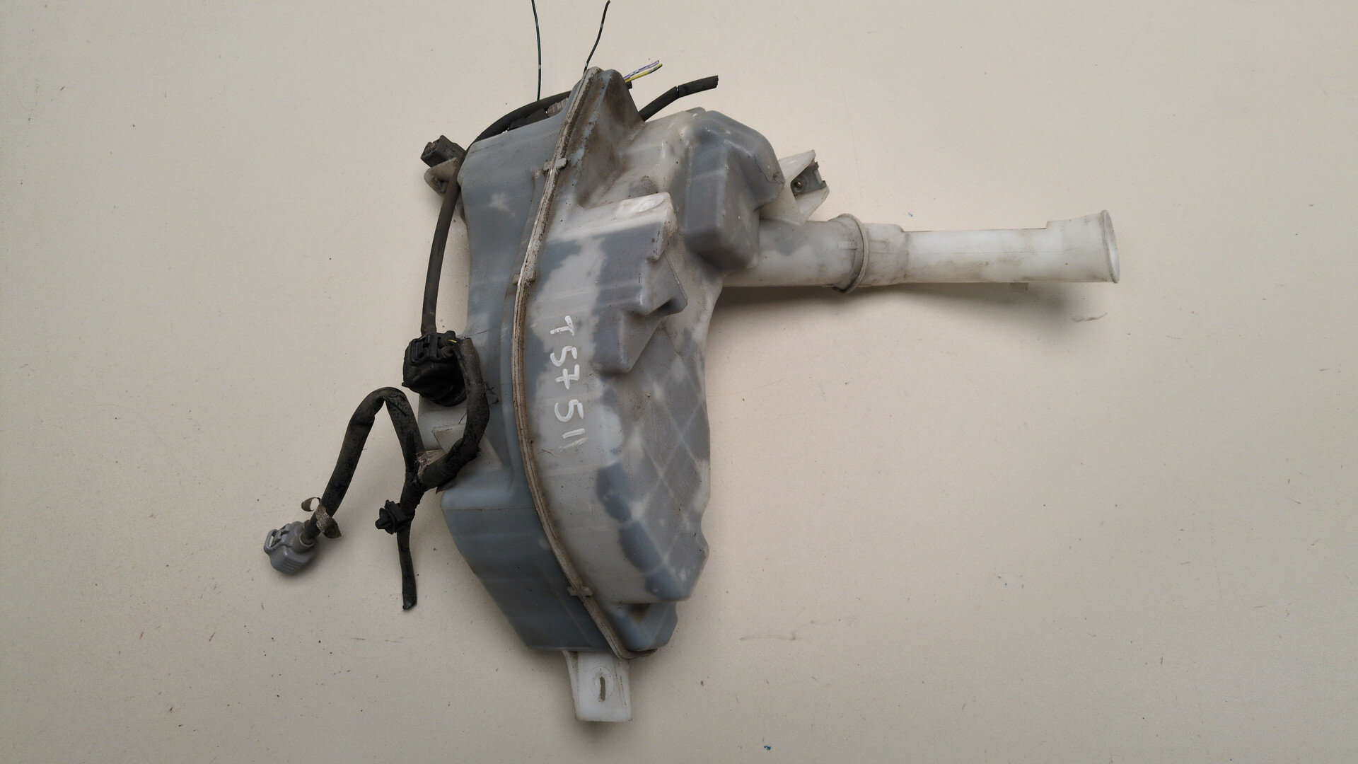 Бачок омывателя Mazda 3 (BK) Б/У