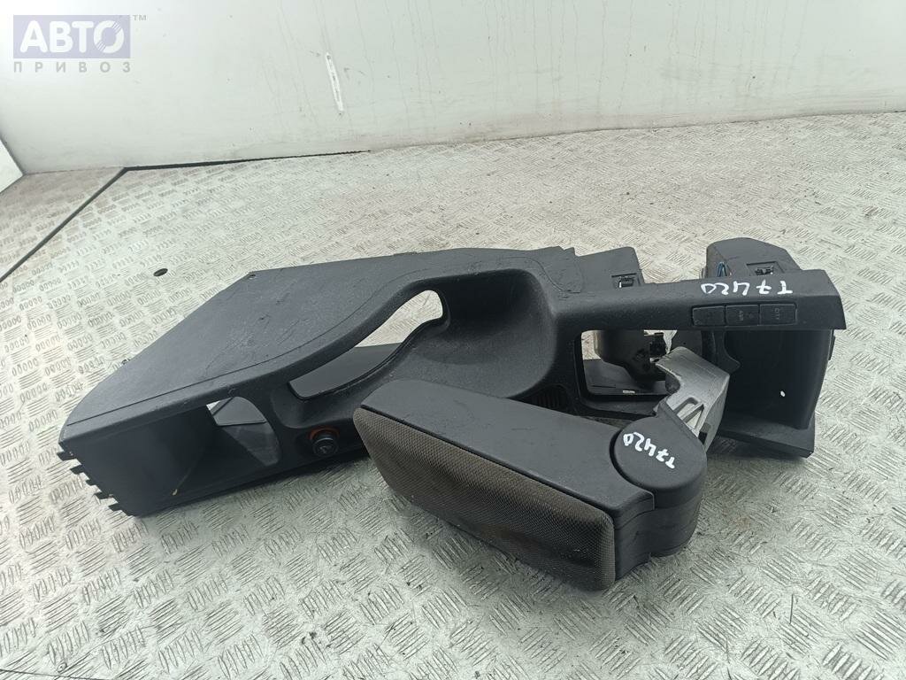 Подлокотник Fiat Stilo