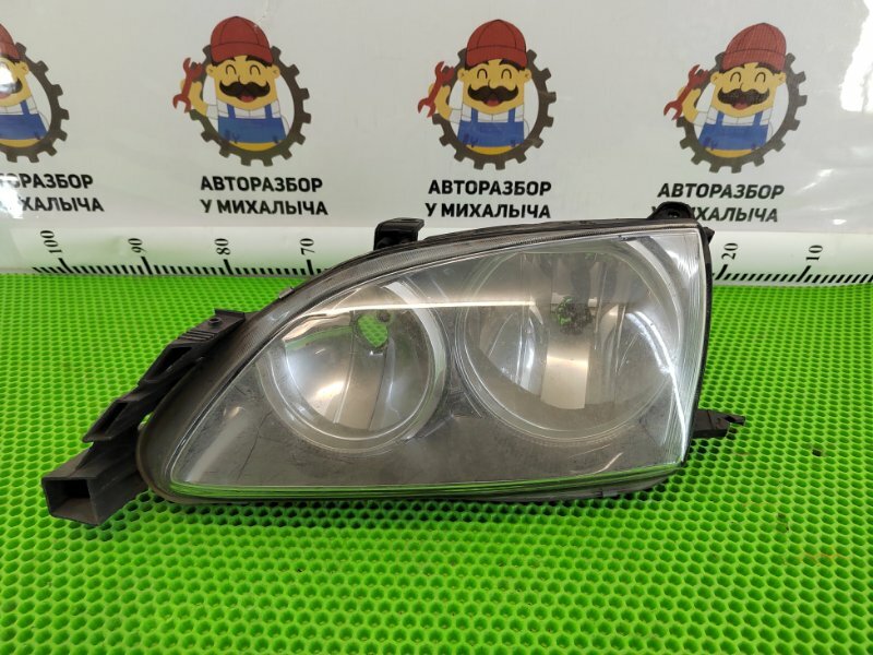 Фара передняя левая Toyota Avensis T220 1997- 2003