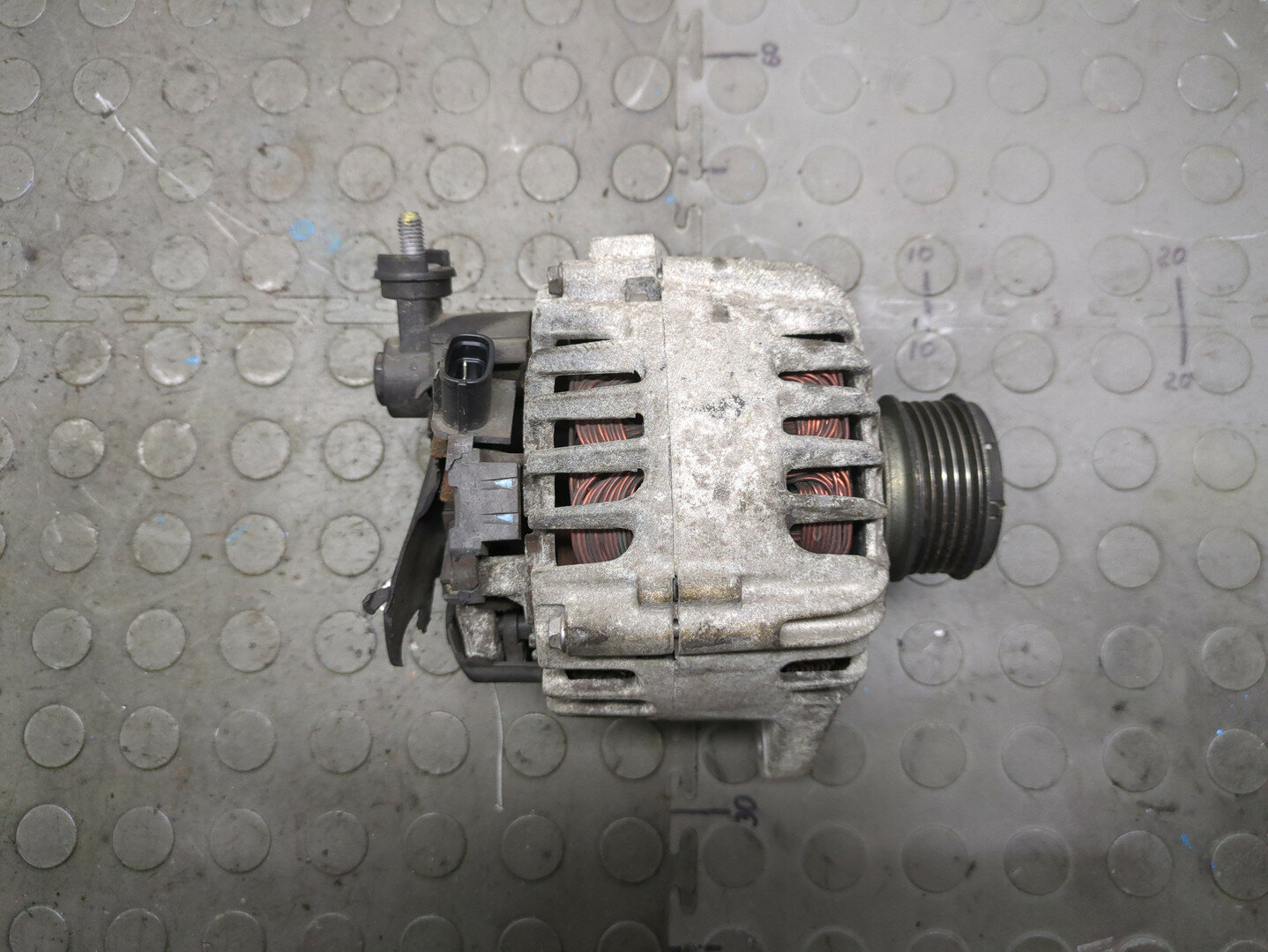 Генератор КИА Ceed Б/У