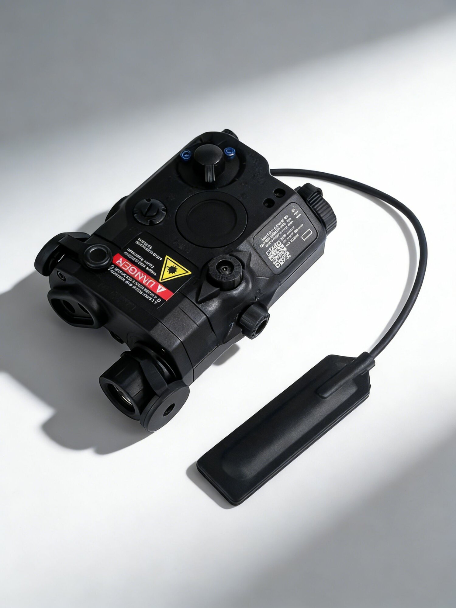 Тактический лазерный модуль WADSN PEQ-15: красный/ИК лазер + блок питания