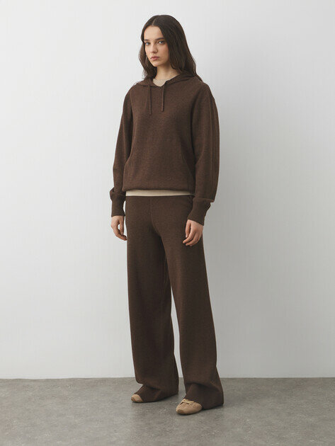 Костюмы Maison David 2024-012-013 пыльно-коричневый, Размер M/L