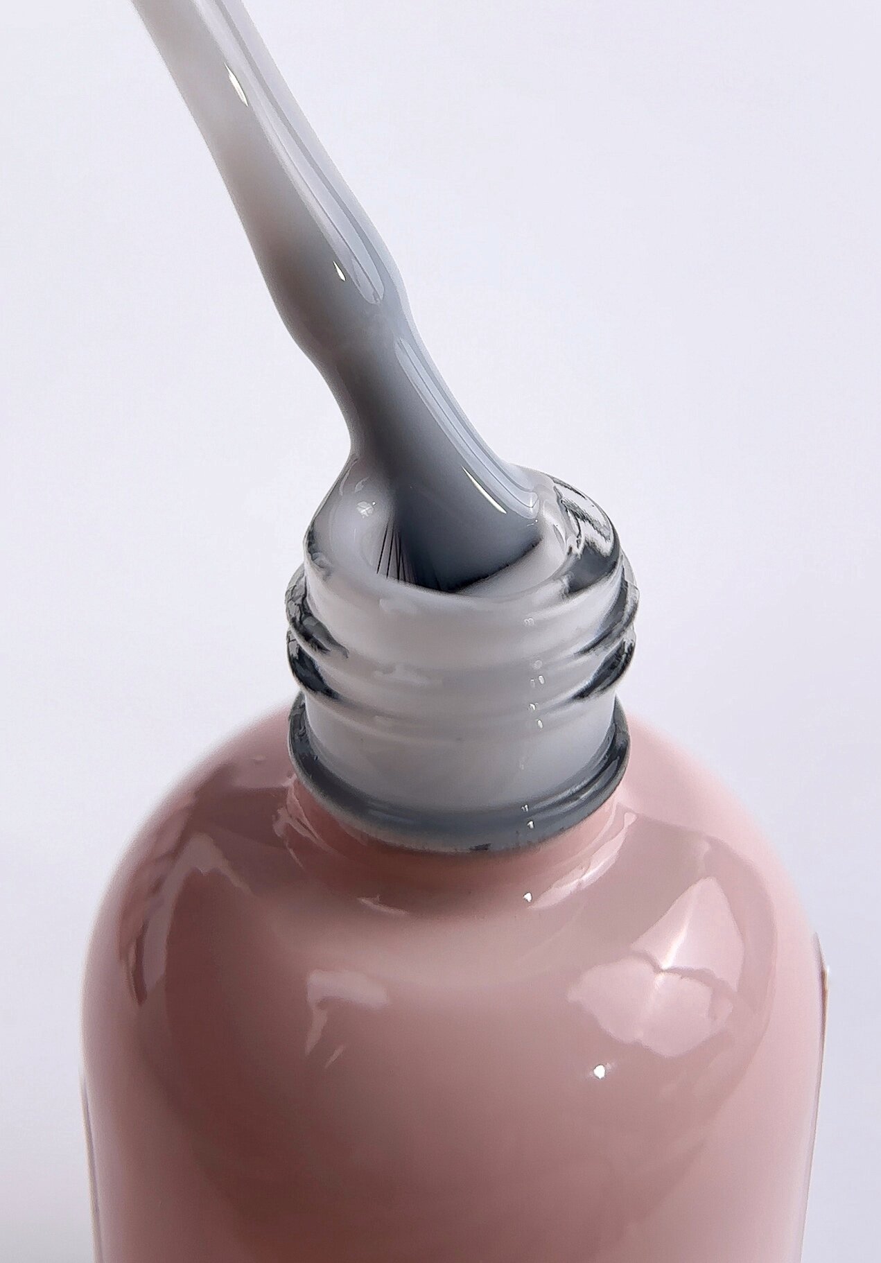 Камуфлирующая база для ногтей Луи Филипп Rubber Base Classic New № 01, 15g