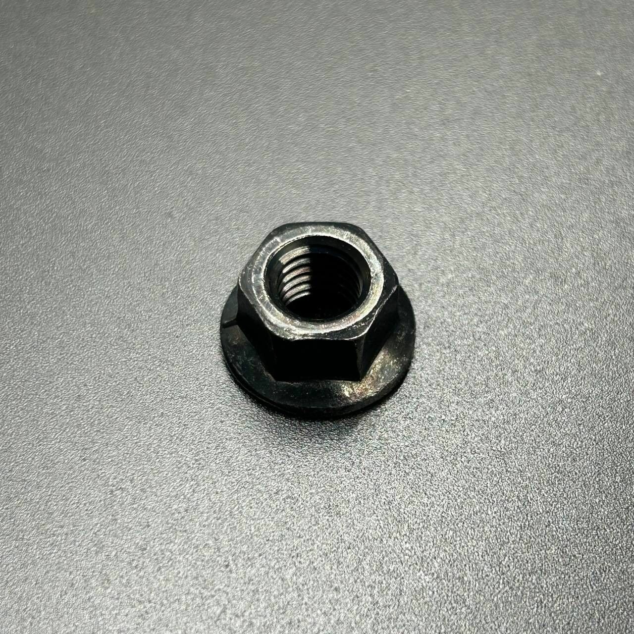 Гайка крепления головки цилиндра Yamaha Vk540 (95707-08500) (Yamaha)