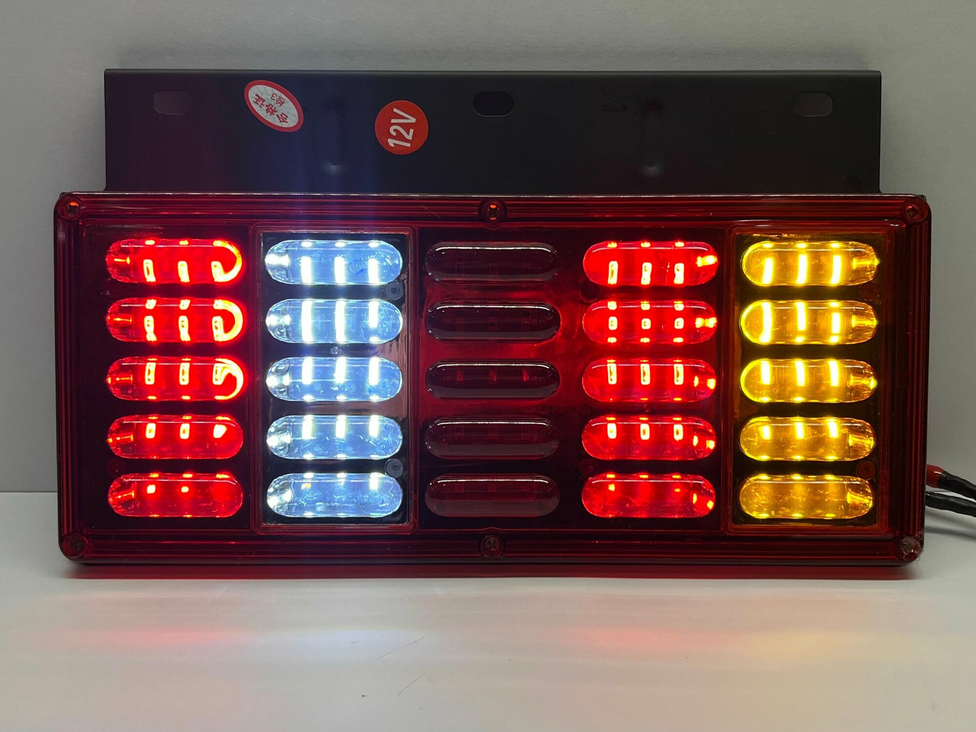 Задние фонари на грузовик, прицеп, ГАЗель, ГАЗ, МАЗ, автобус, 12 Вольт, длина 32 см, арт: 9824-К