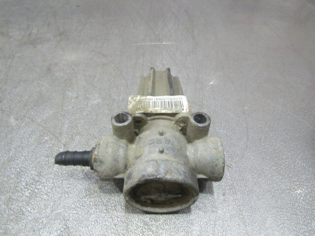 Клапан ограничения давления 8.5 Bar WABCO, Sitrak CH7
