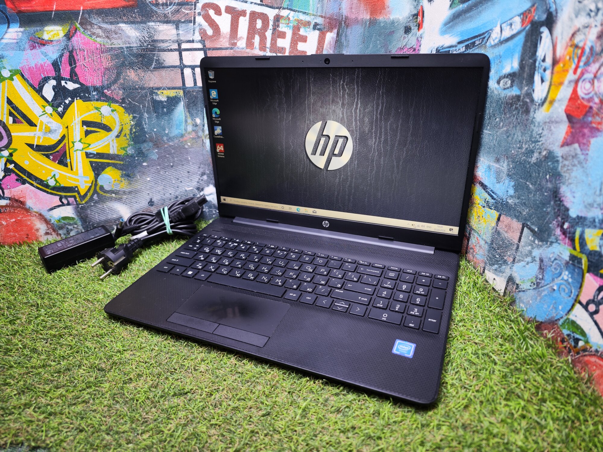 HP CEL4020/8Gb/240Gb/HD/15-dw1212nia