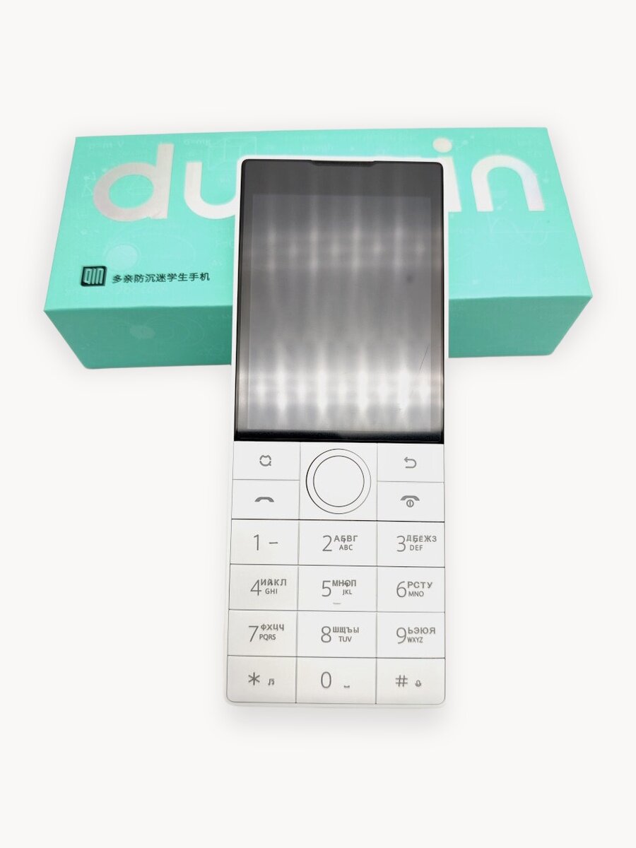 Qin F22 3/32 белый Предустановлены Google сервисы Кнопочный Смартфон с Android без камер, 1 nano SIM, Cенсорный экран 2.8", Руссифицирован