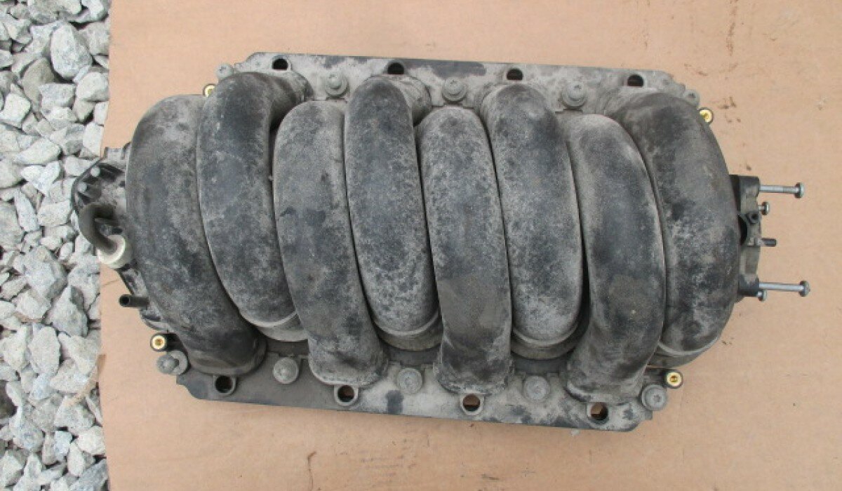 Коллектор впускной Cayenne Porsche 84811001102