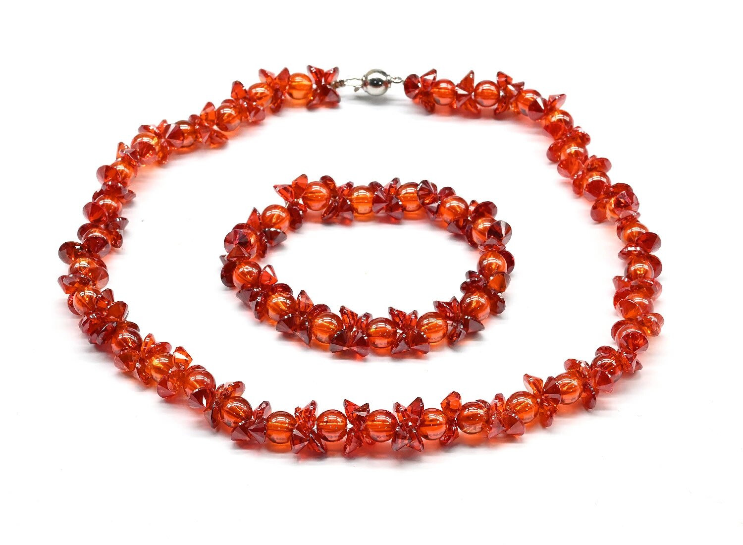 Бусы, циркон