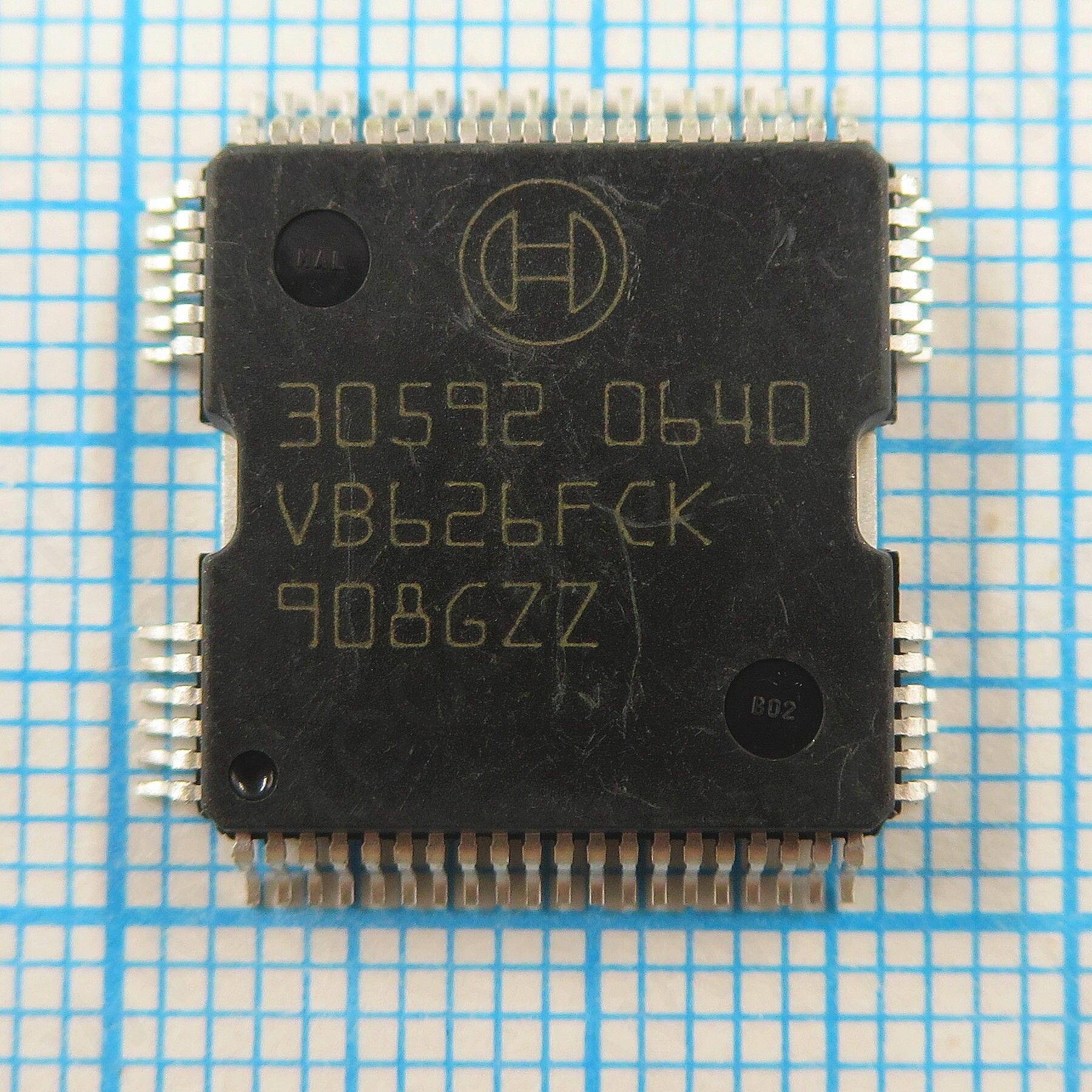 30592 BOSCH - используется в автомобильной электронике