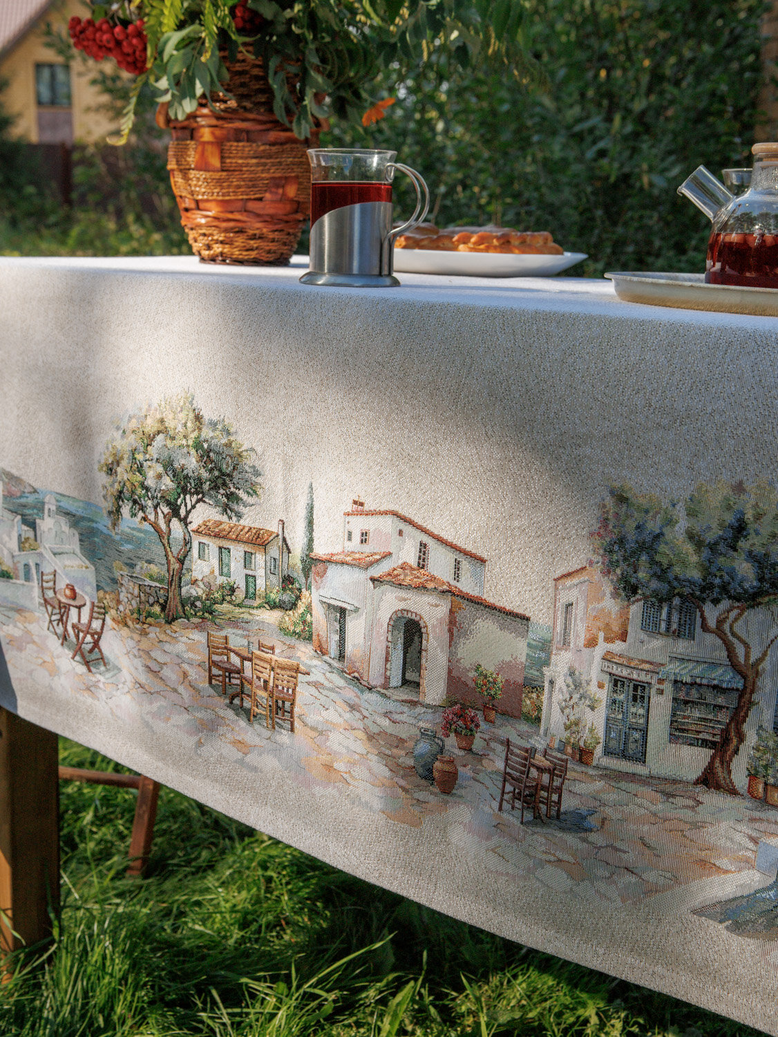 Скатерть гобеленовая Le Gobelin Оливки Греция Фон 140х180 см