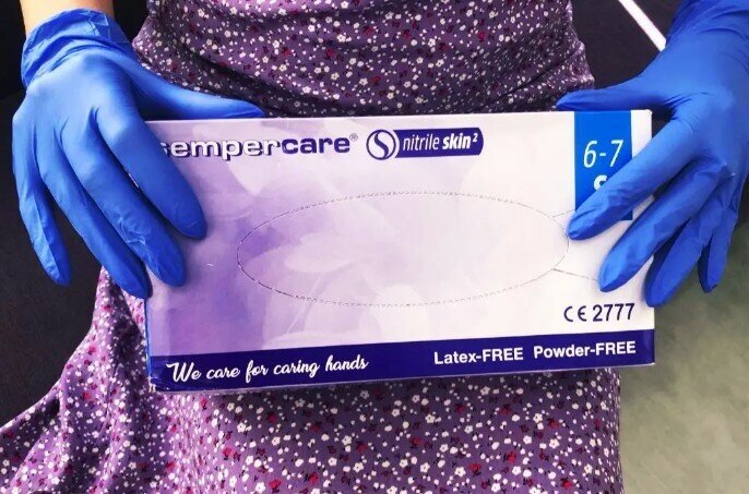 Перчатки нитриловые Sempercare LN307, цвет: фиолетовый, размер XS, 100 шт. (50 пар), 7 грамм нитрила пара.