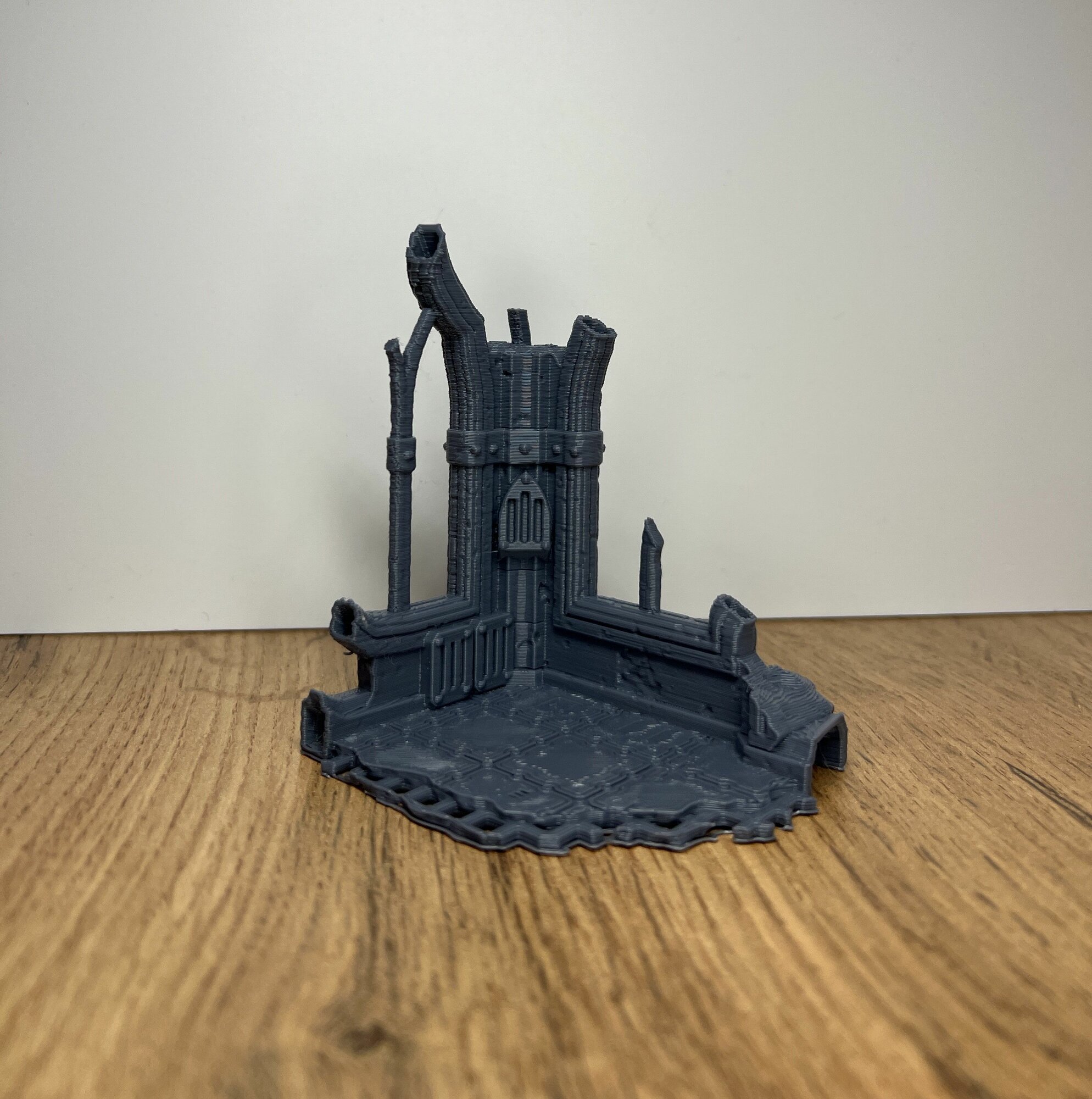 Warhammer 40000 Sector Imperialis Верхний уровень / Террейн / Набор миниатюр для настольной игры