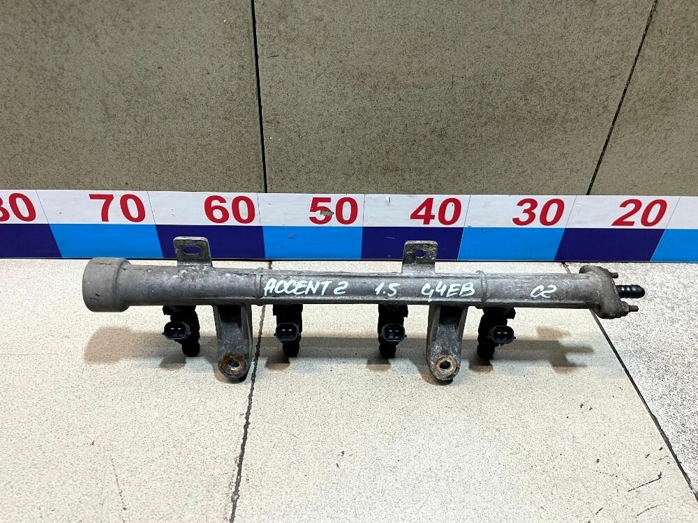 Форсунка топливная Hyundai Accent II 3531022600