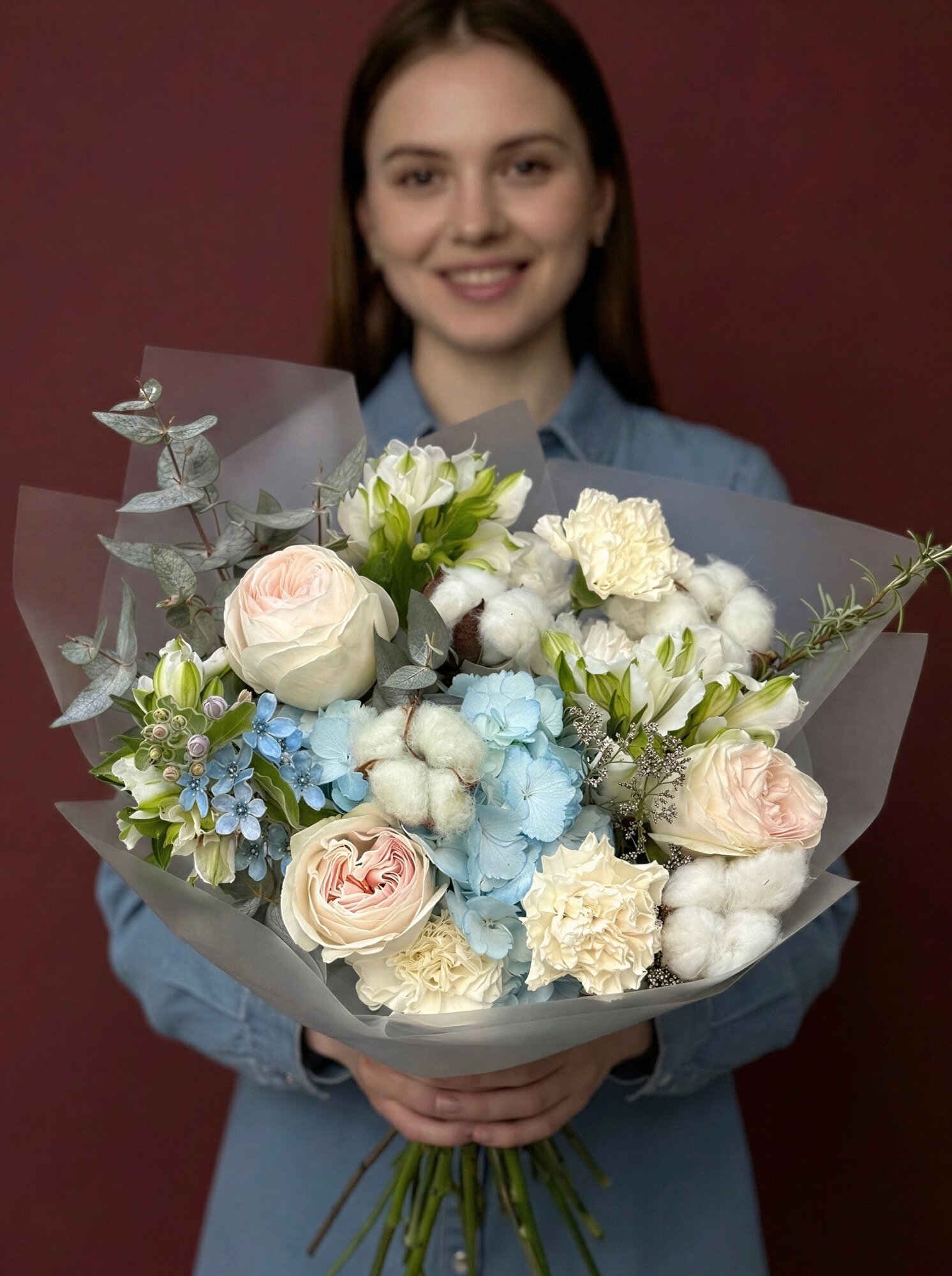 Сборный букет "Цветочная Вуаль" с пионовидной розой и хлопком