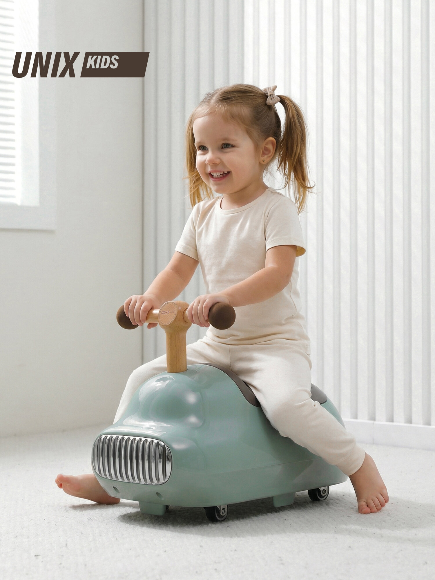 Толокар UNIX Kids Boss / Босс ментоловый машинка каталка детская для мальчиков, бибикар для девочек и малышей