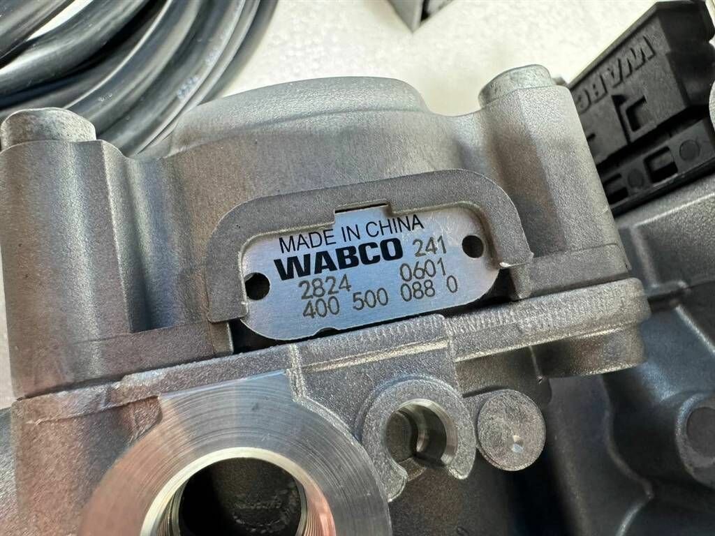 Модулятор ABS Wabco VCS 2 комплект для полуприцепа 4005000810 — фото 1
